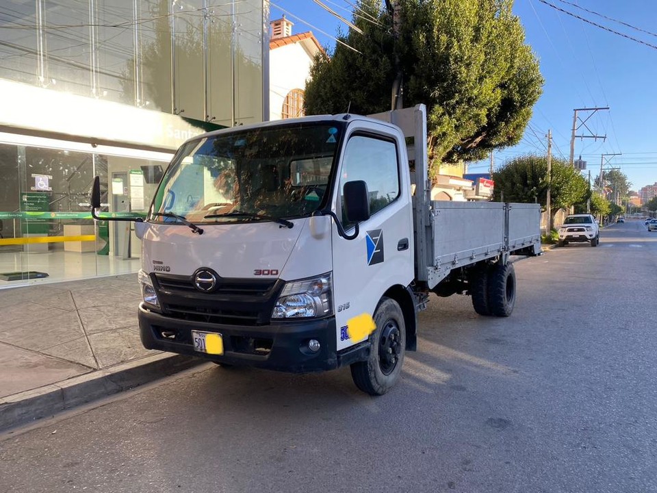 VENDO CAMION HINO 300| de ocasión, mod.2019, 4009cc, 5ton. carga, japones, 50.000km recorrido ...